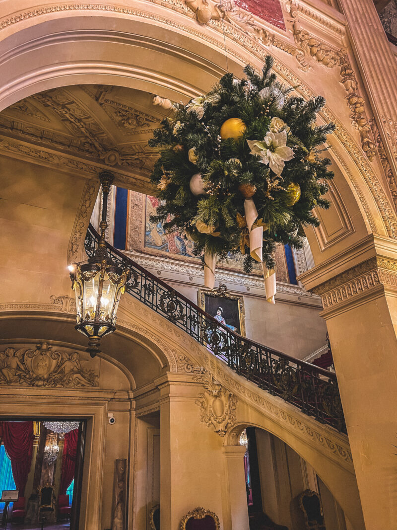 The Breakers: A Vanderbilt "Cottage" - Ana Adventure