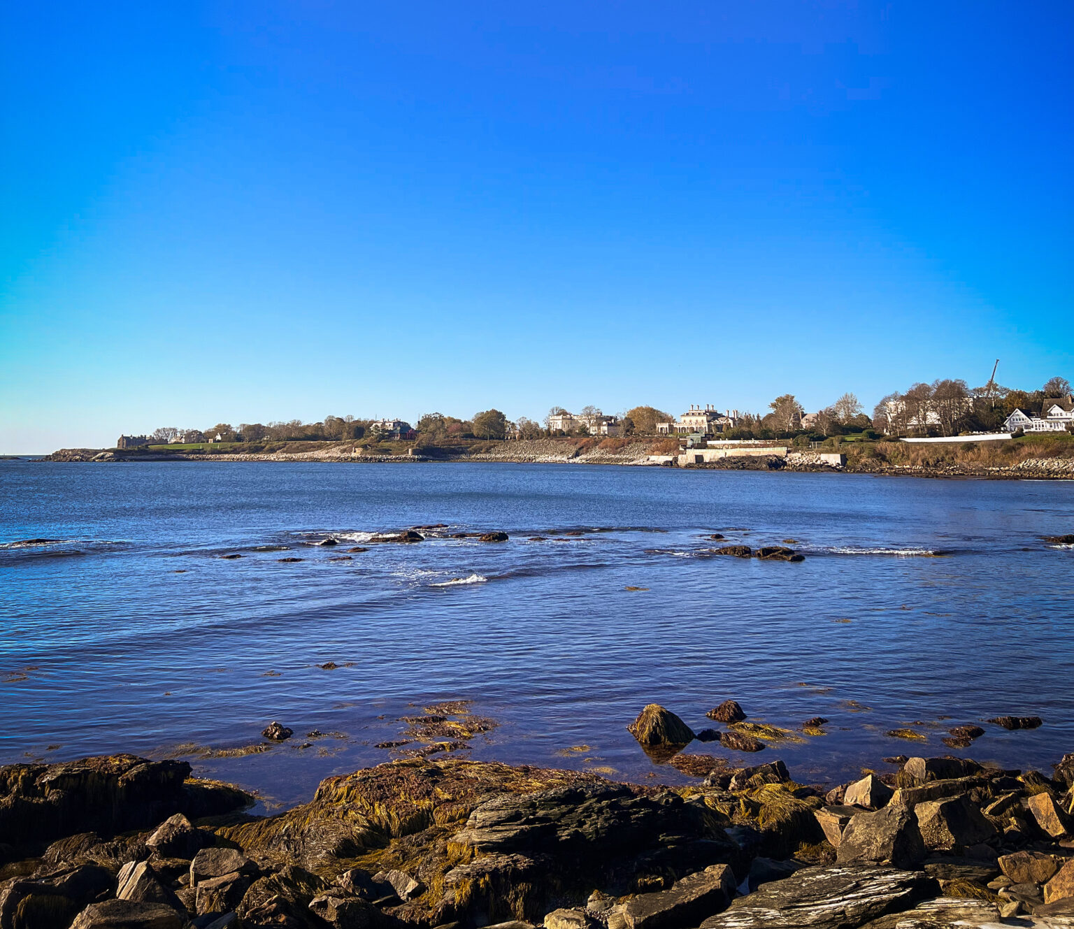 The Newport Cliff Walk - Ana Adventure