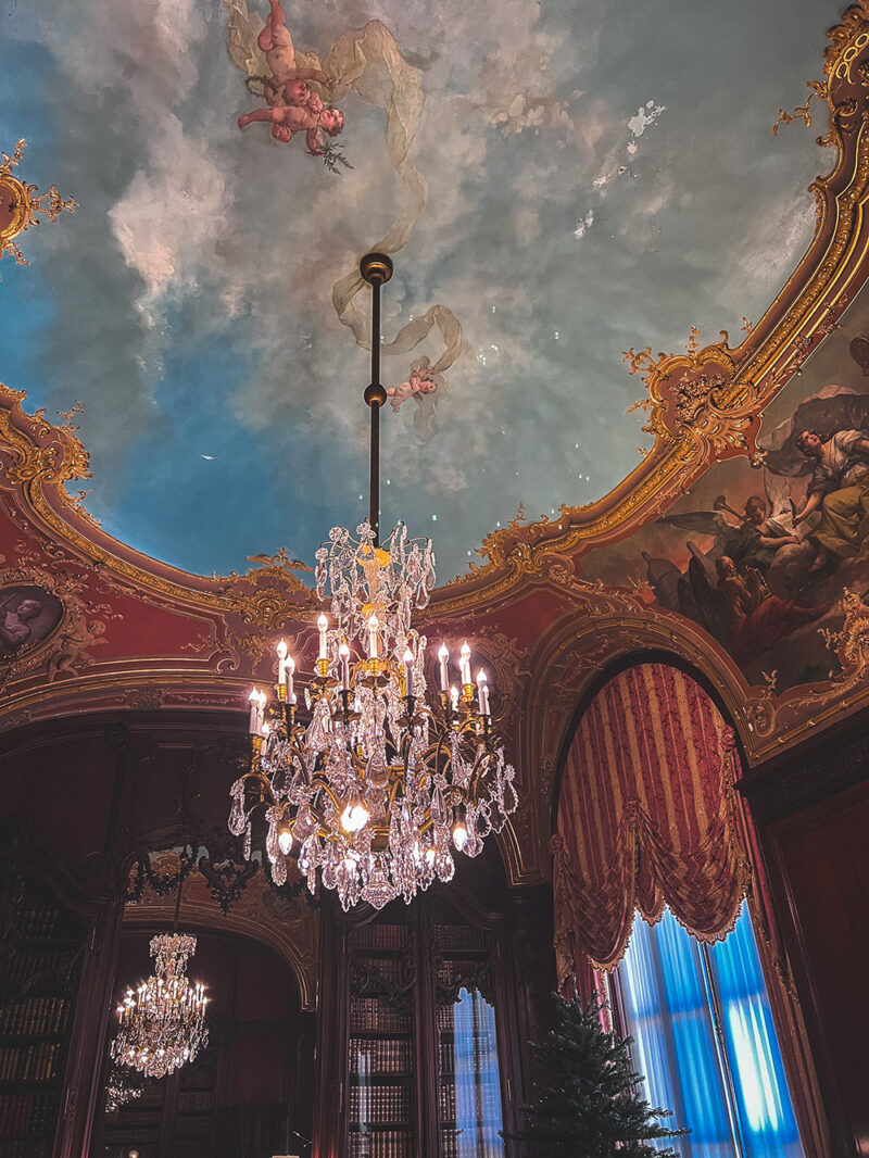 The Marble House - Ana Adventure